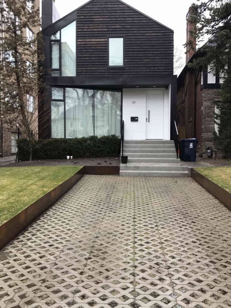 Permeable interlocking pavers - your best solution in wet areas | GTA ...